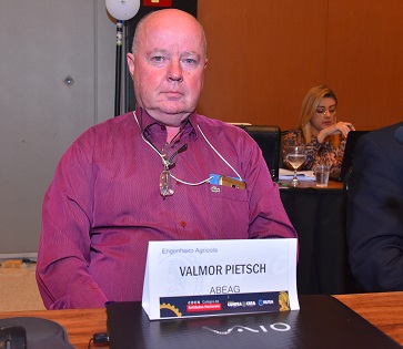 Valmor Pietsch defende a valorização das entidades do Sistema | Confea ...